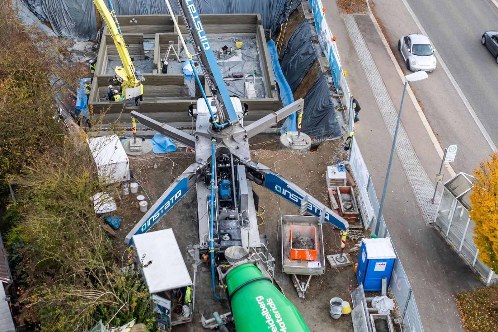 3D-Betondruck: Mobiler Großraum-Roboter druckt Keller